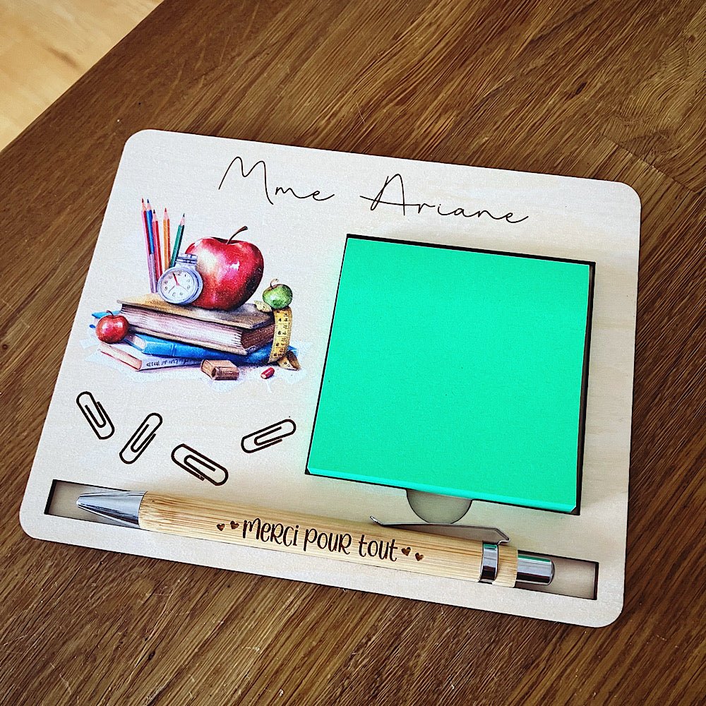 Porte bloc-notes en bois pour professeur – Les Zacôtés d’Emilie